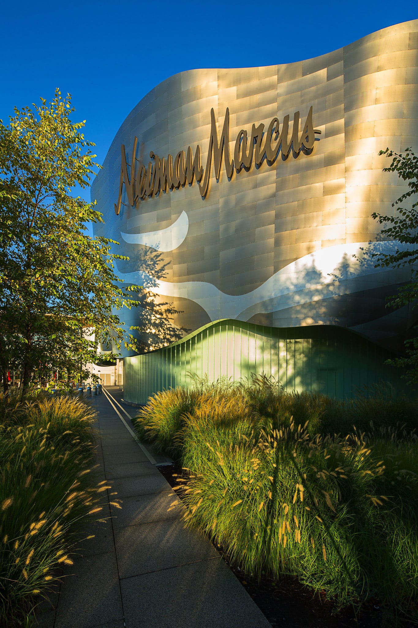 Neiman Marcus Files for Bankruptcy - Commercial Record